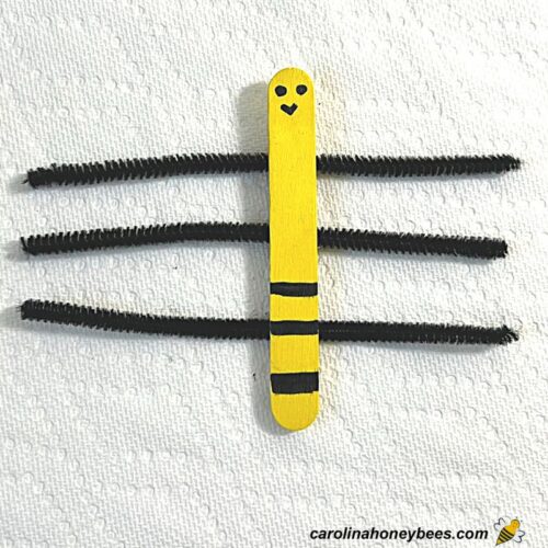 How to Make a Bee with Pipe Cleaners - Carolina Honeybees