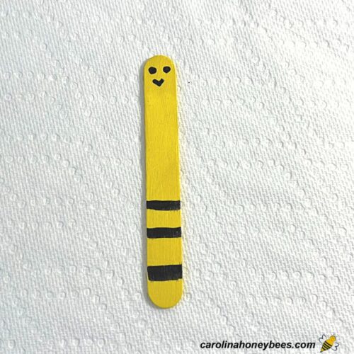 How to Make a Bee with Pipe Cleaners - Carolina Honeybees