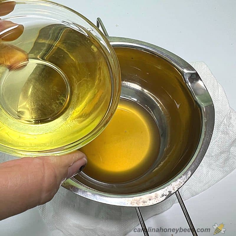 How to Make Petroleum Jelly (Natural Vaseline) - Carolina Honeybees How to Make Petroleum Jelly (Natural Vaseline) - Carolina Honeybees